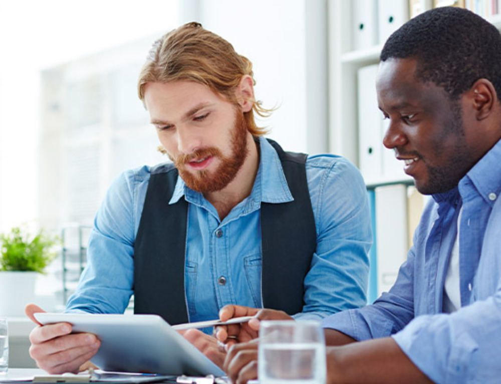 Infographic: How to Use RACE Planning in Your Content Strategy
